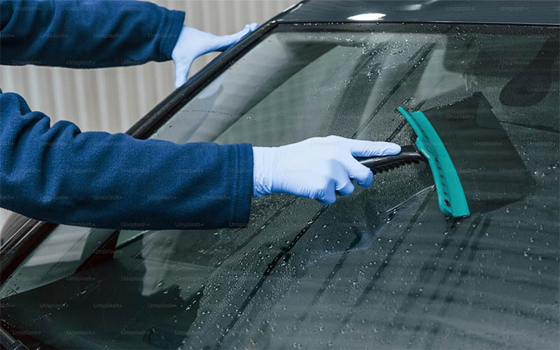 Mechanics Share Trick for Your Car During Winter Season Using an Onion ...